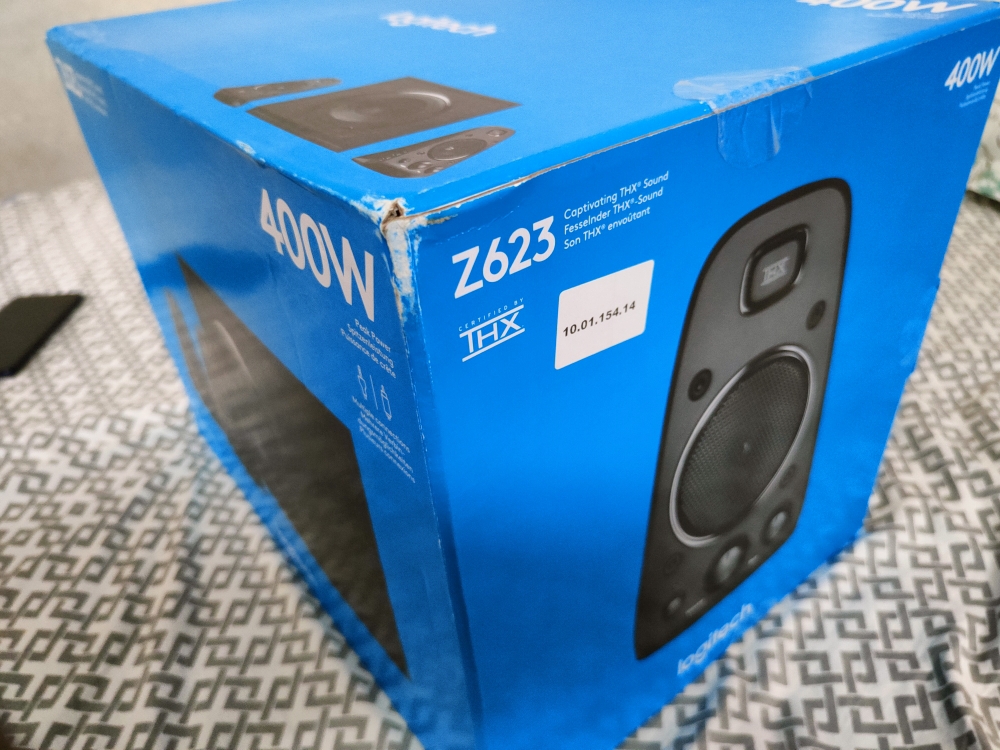 Logitech Z623 Box