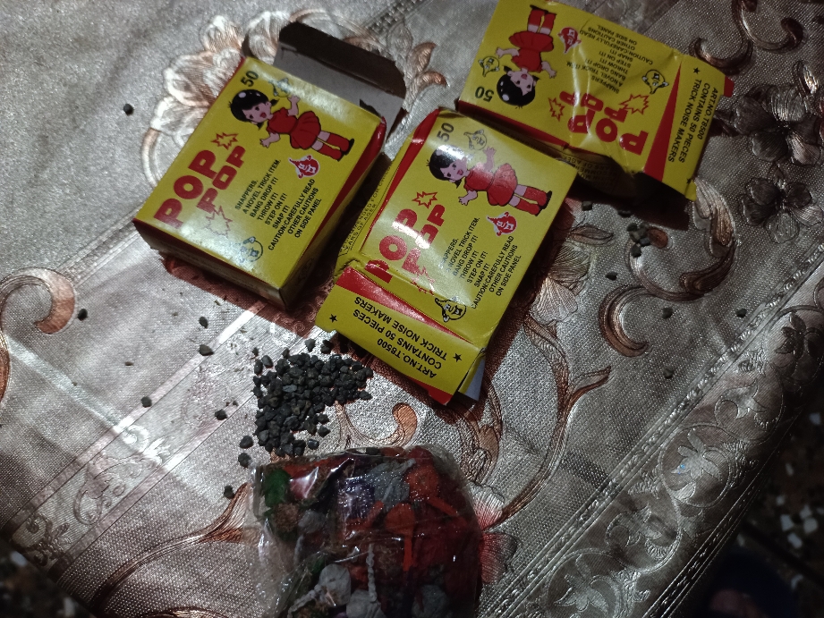 Pop Pop Snappers Fireworks